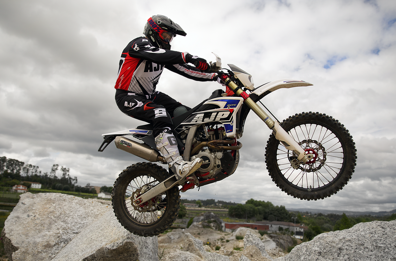 AJP Motos Official Website – AJP Motorcycle Company